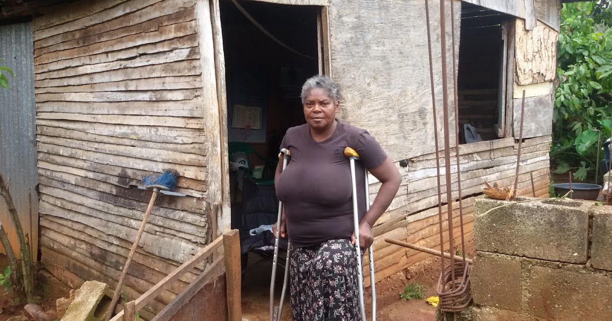 Mujer con pierna amputada pide prótesis como regalo de madre