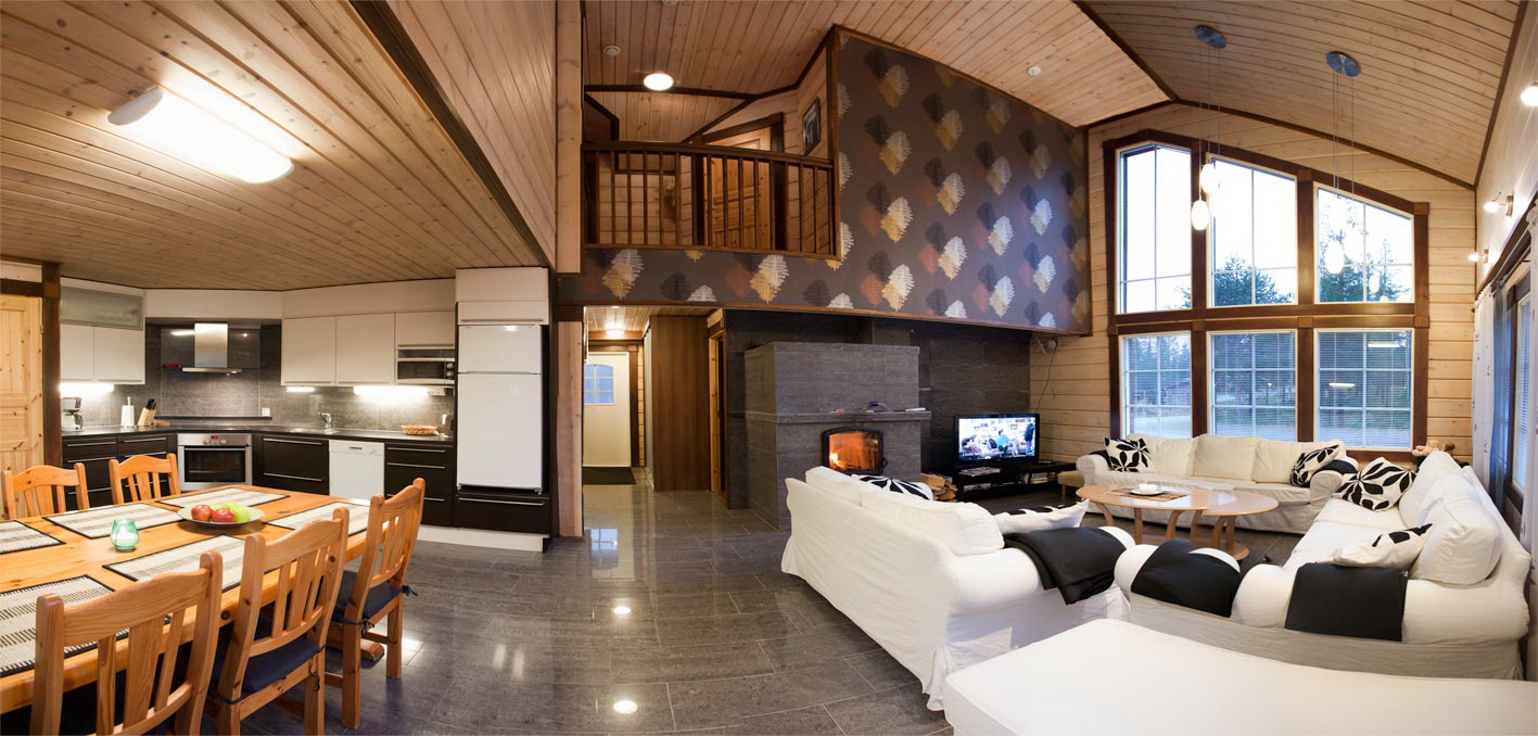 August 2017 ~ F I N S K A