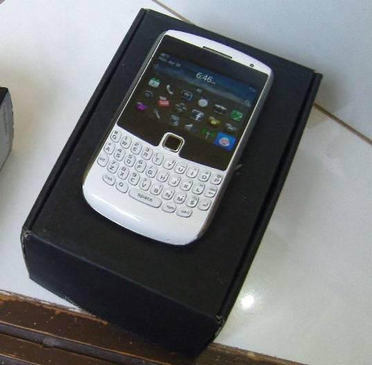 MITRA SHOP ONLINE: BlackBerry