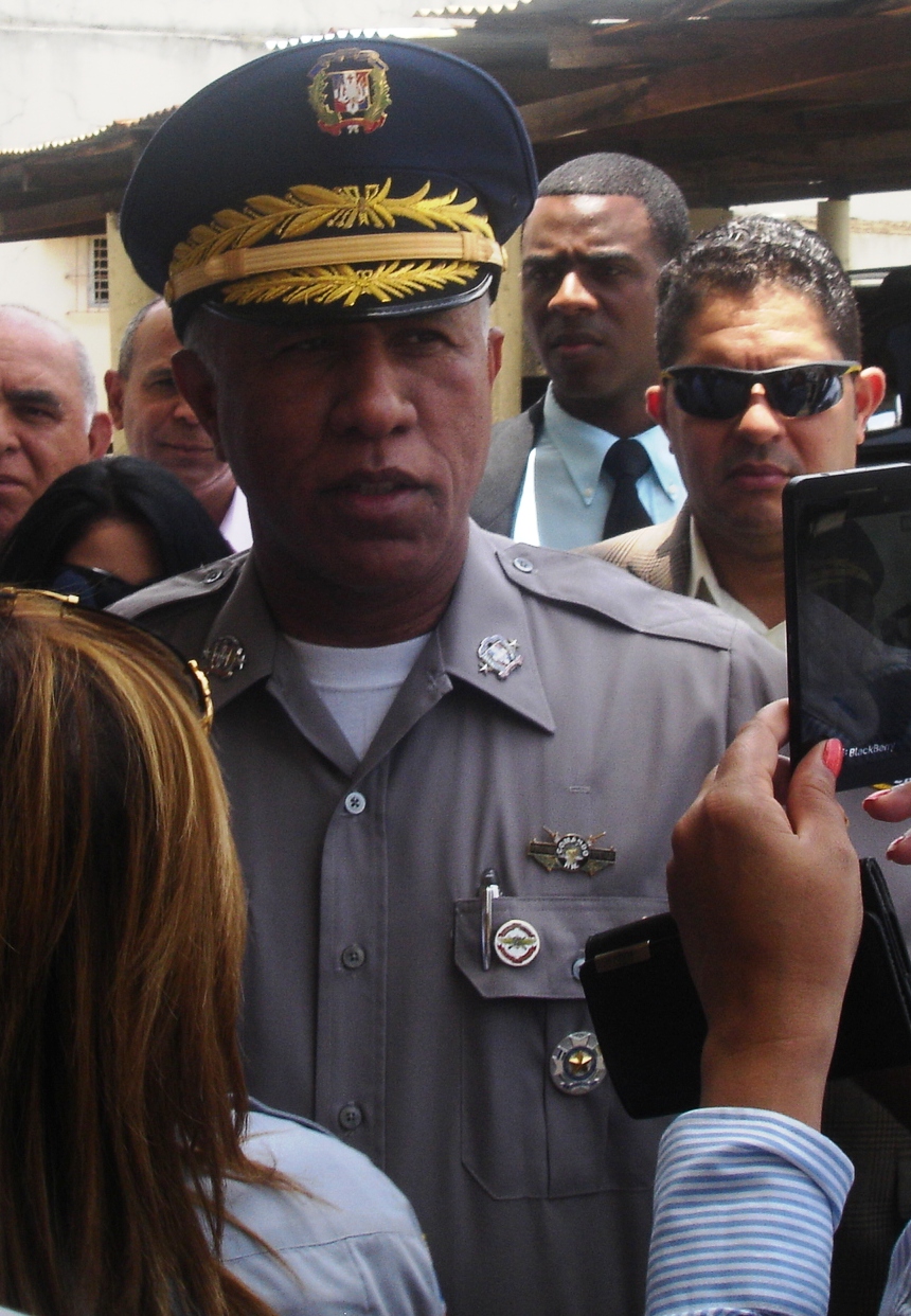 Jefe de la Policía dispone más agentes y equipos para Moca