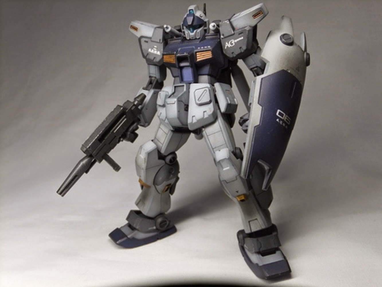 Custom Build: HGUC 1/144 GM Custom "High Mobility Type"