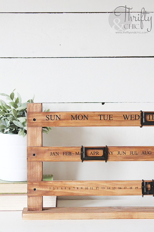 DIY Sliding Perpetual Calendar