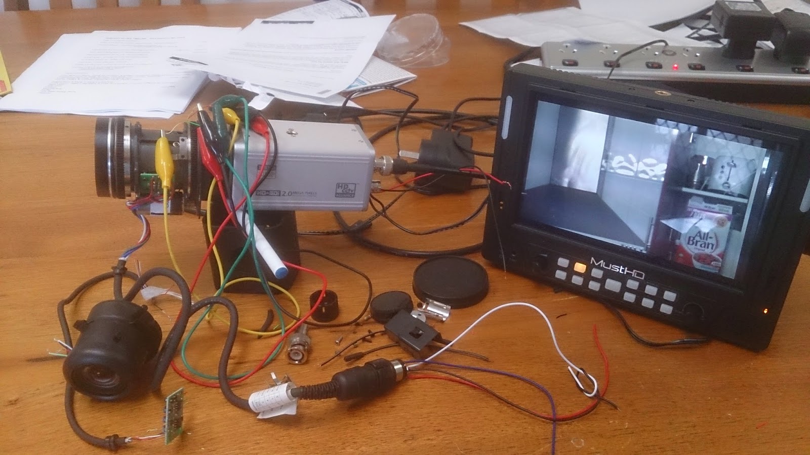 Converting CCTV lens from video auto iris to DC auto iris