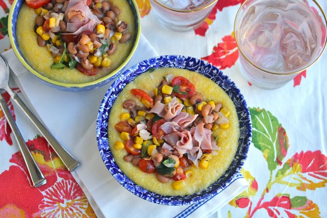 Your Southern Peach: Hoppin' John Stew & White Cheddar Grits