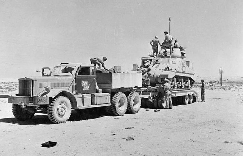 Panzerserra Bunker- Military Scale Models in 1/35 scale: Diamond T980 ...