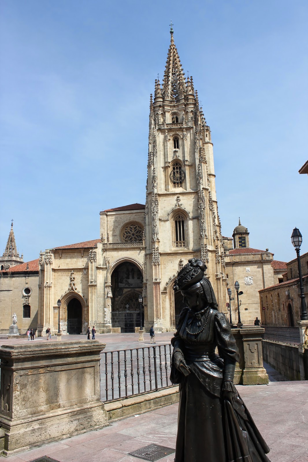 Maravillas ocultas de España: Asturias :La Santa Ovetensis.La catedral ...