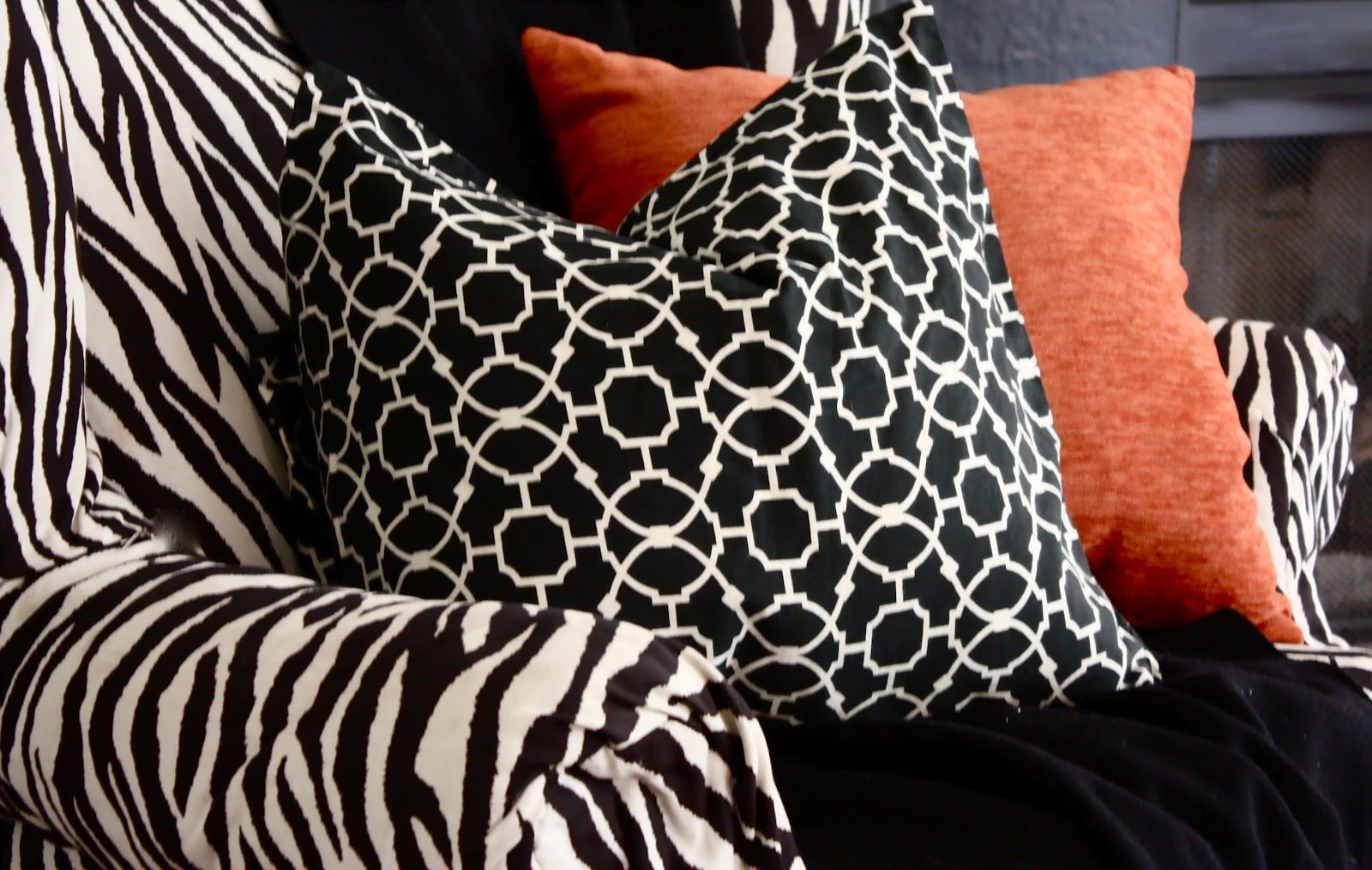 The Yellow Cape Cod: Halloween Mantel (Mantle)~The "Livable" Version