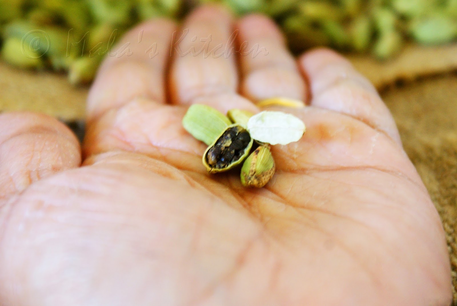 Cardamom Powder | Elakki Pudi | Eelarshi Pudi - Malas-Kitchen