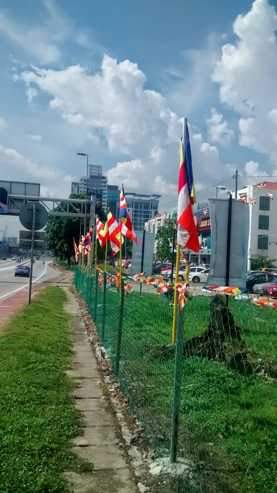 Ti-Ratana Lumbini Garden 藍毗尼園