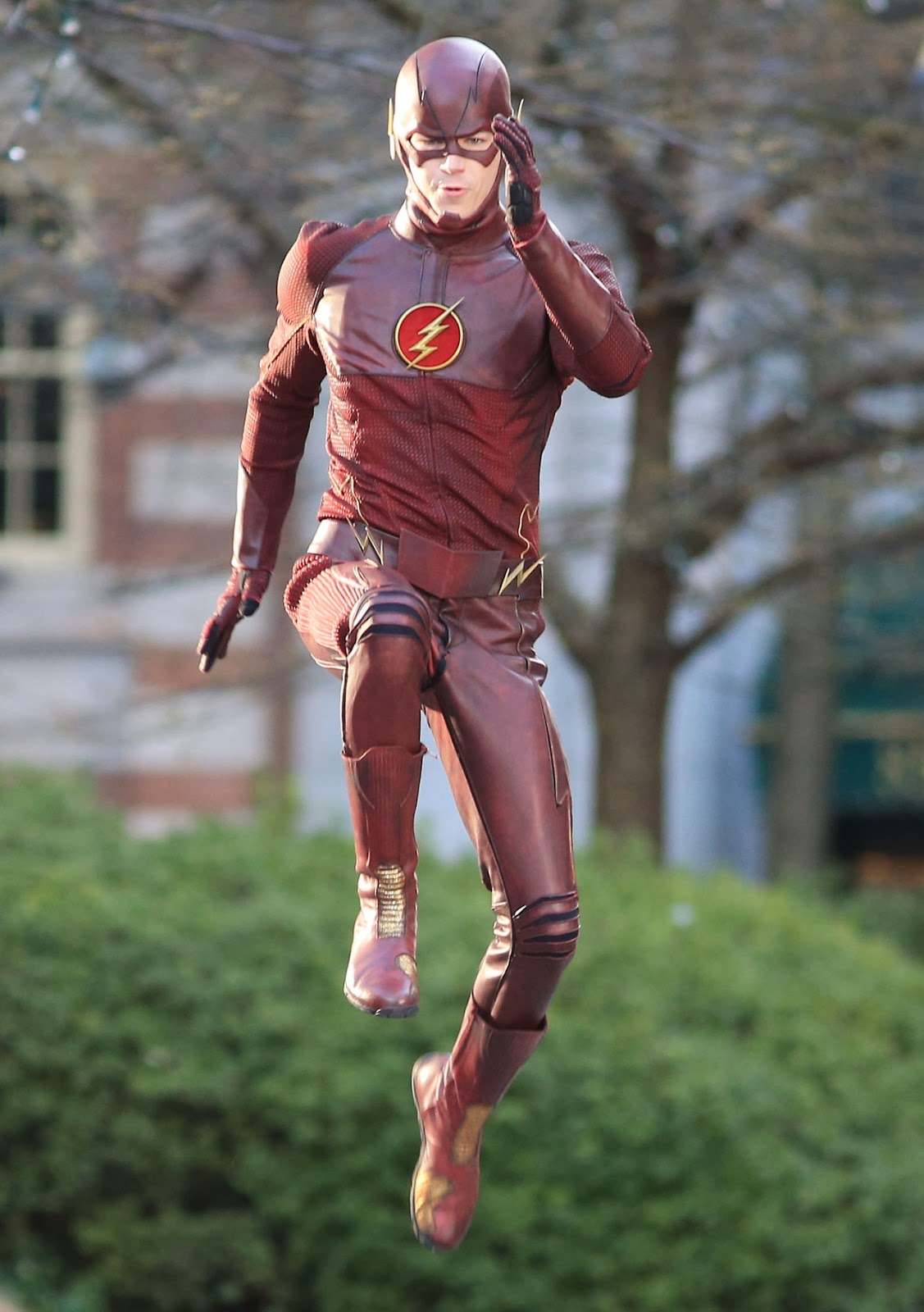 Revelado uniforme completo de 'The Flash' | Mega Hero | Desperte o ...
