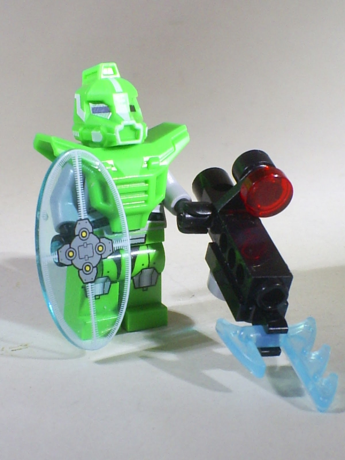 That Figures: REVIEW: Lego Galaxy Squad Vermin Vaporizer