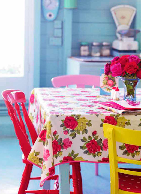 con aire amatista "decoración y diseño": TELAS FLOREADAS, UNA ALEGRE ...