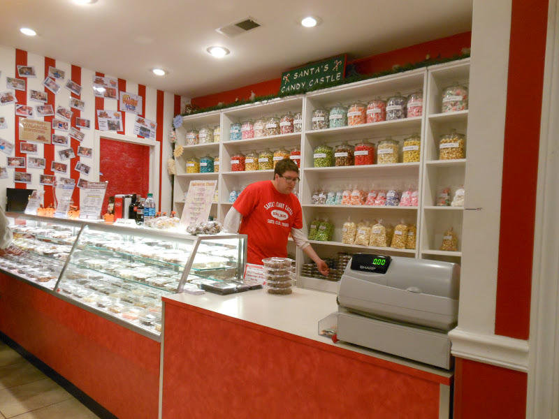 Kentucky Travels: Santa's Candy Castle- Santa Claus Indiana