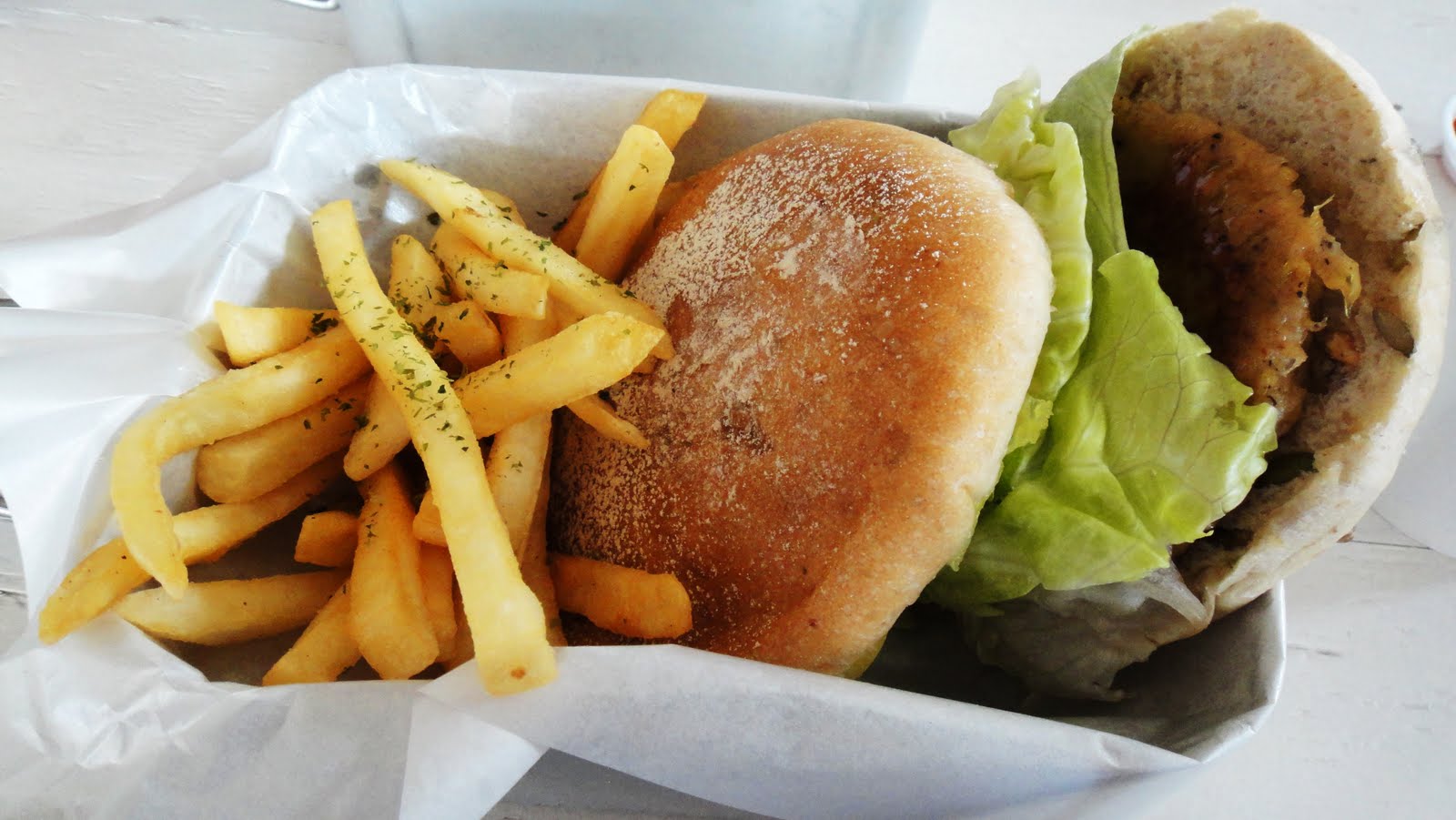 My Food and Travel Blog :): Vegan Burg