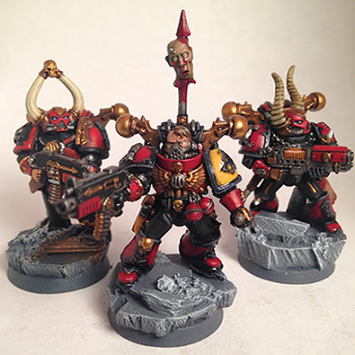 Obsidian Tower 40k: Ultramarines & Red Corsairs