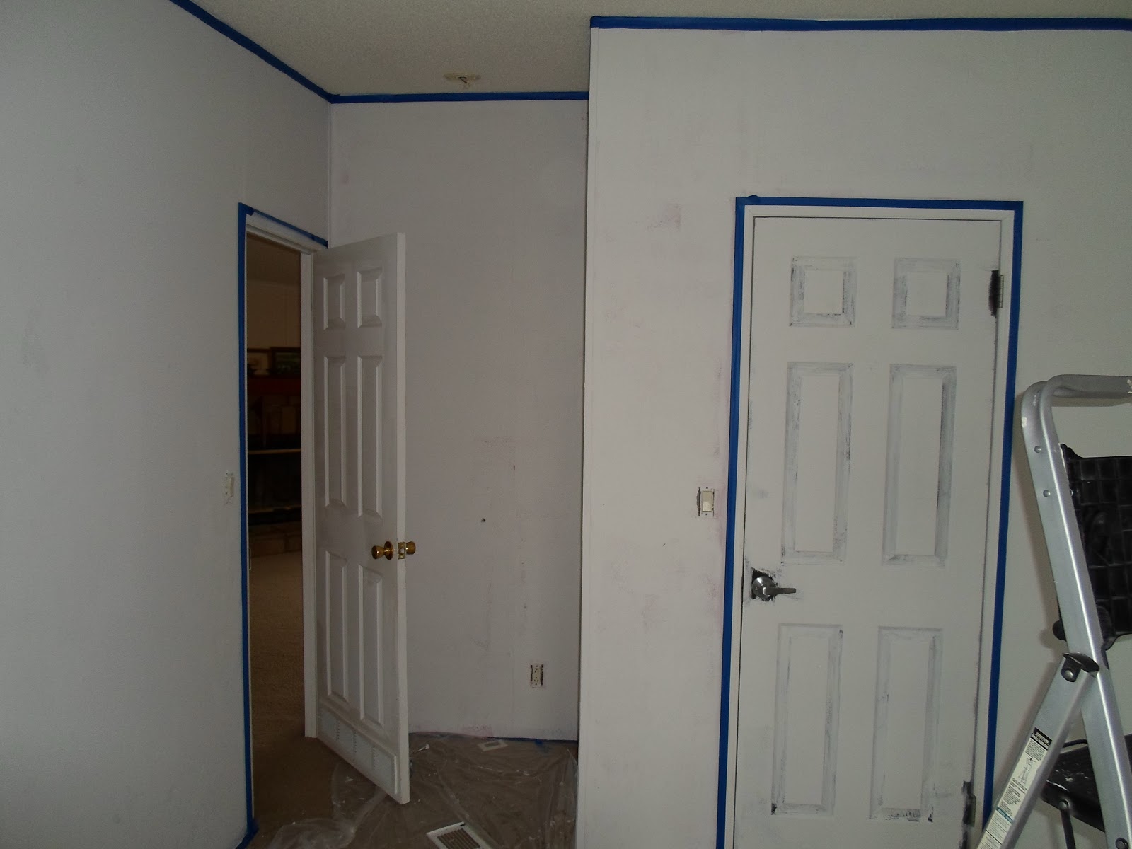 Autumn in Oklahoma: Redoing peeling paint