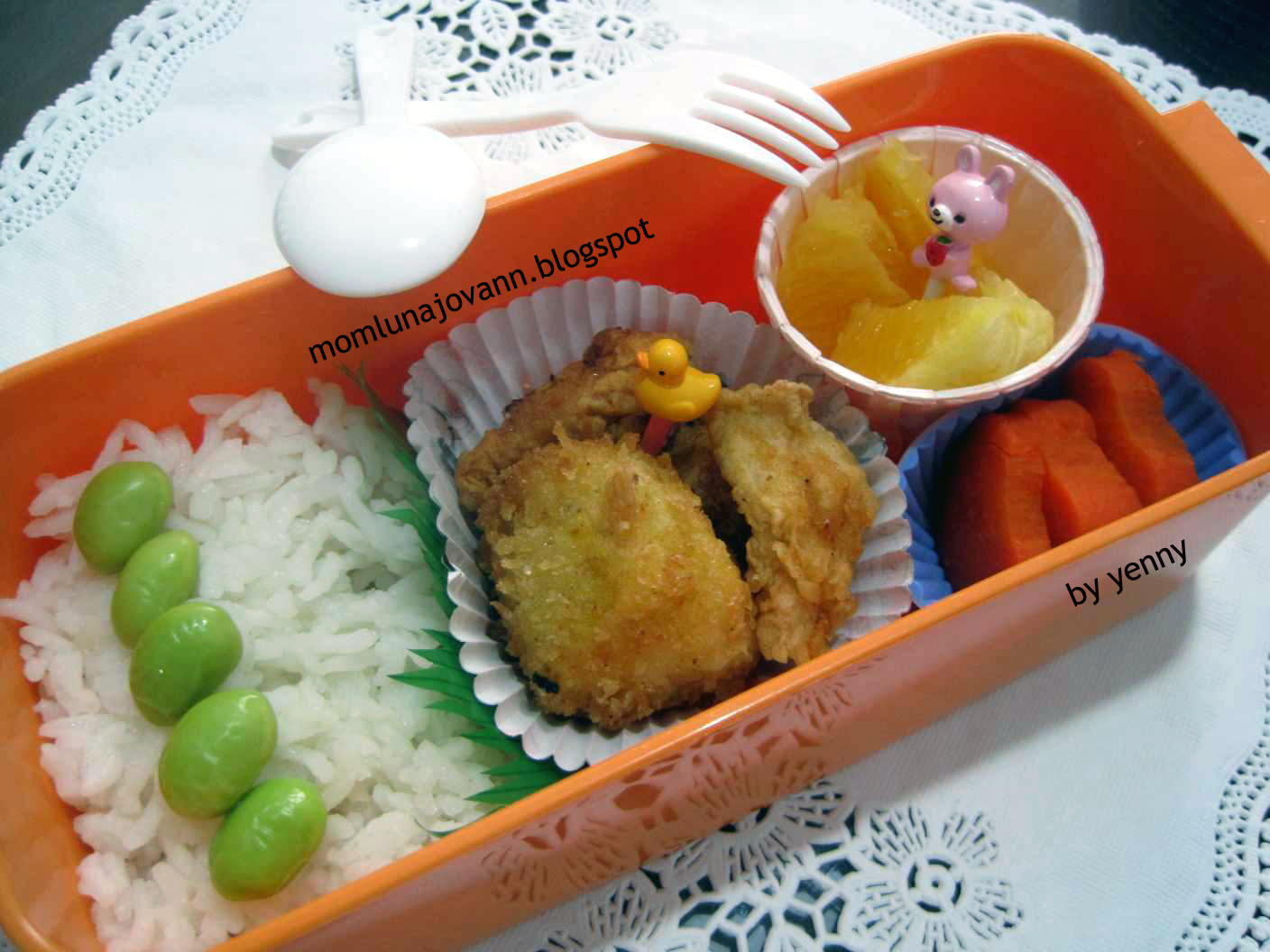 Mommy of twins: Bento 200