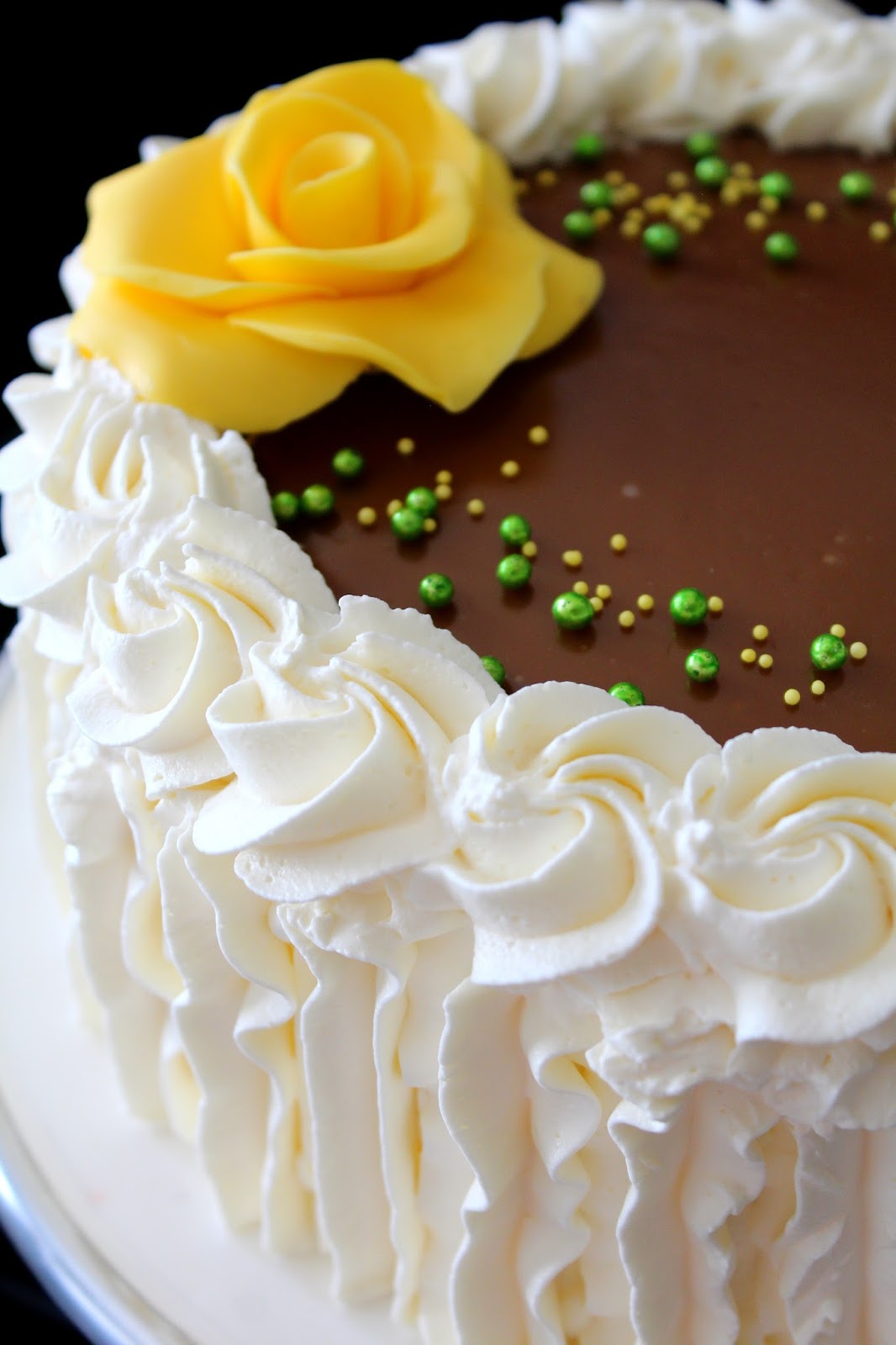 Kakkuviikarin vispailuja!: Perinteinen kinuskikakku