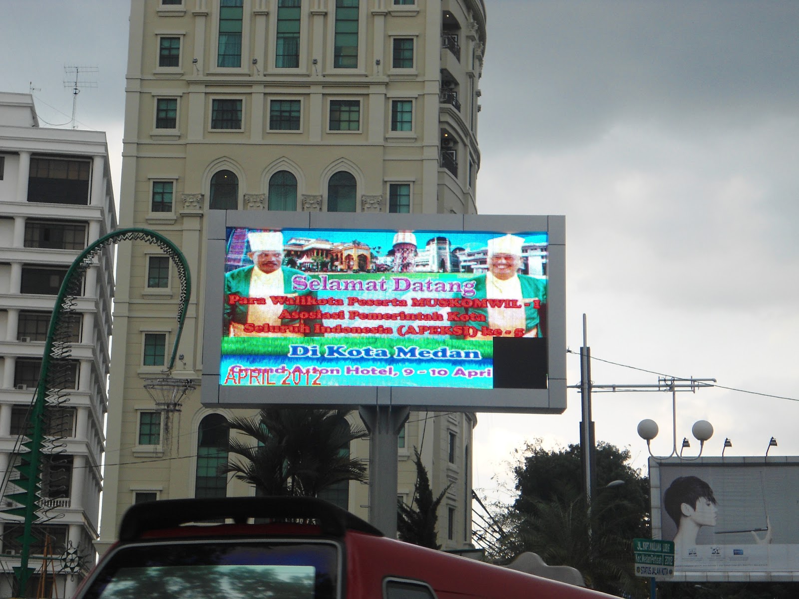 Jual Videotron-TV Billboard-LED Display Reklame: Februari 2013