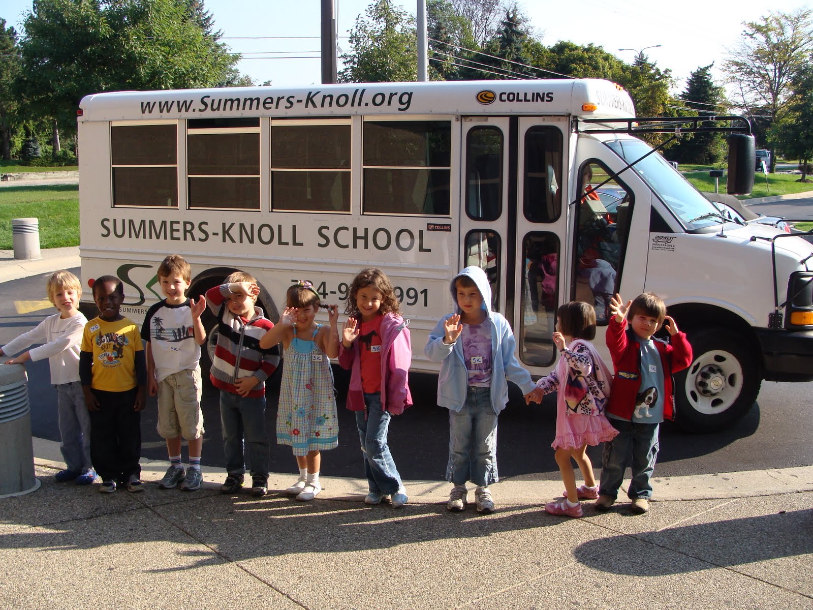 Kindergarten Capers: Our First Field Trip to the Library!!!