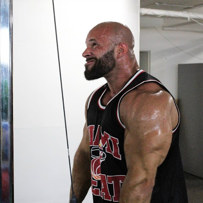 world bodybuilders pictures: denmark manly bodybuilder Adam Kayser