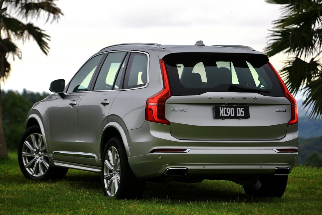 Volvo XC90 2017 D5 2.0 Drive-E: preços e especificações