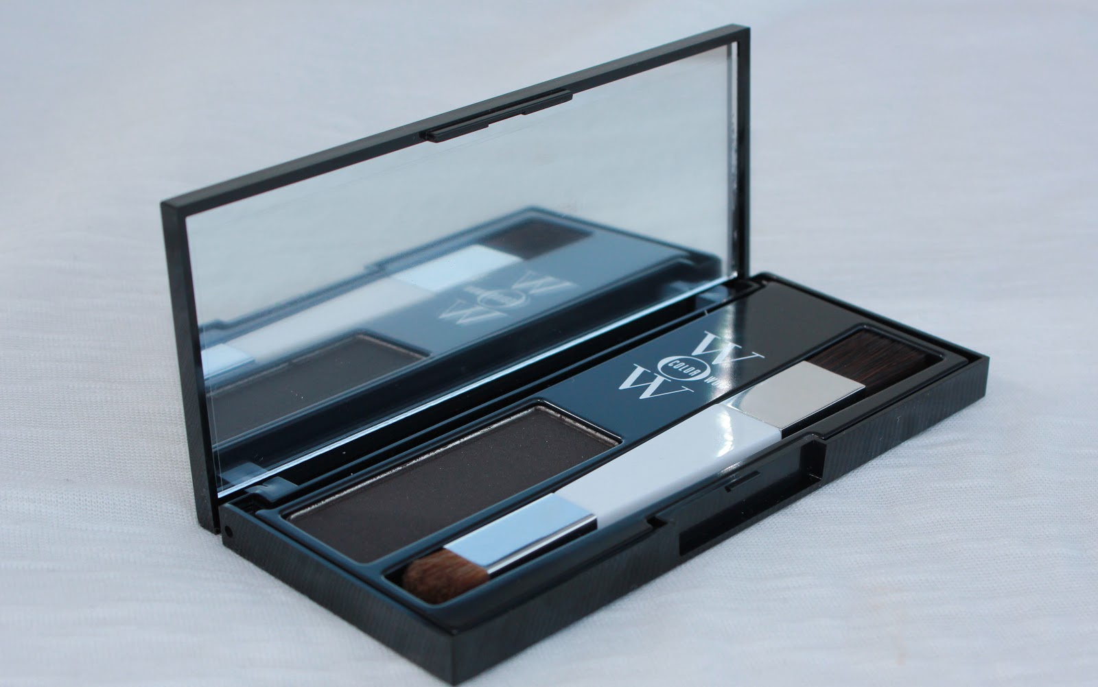 Beauty She Wrote - Beauty Blog: Color Wow Root Cover up - Medium and ...