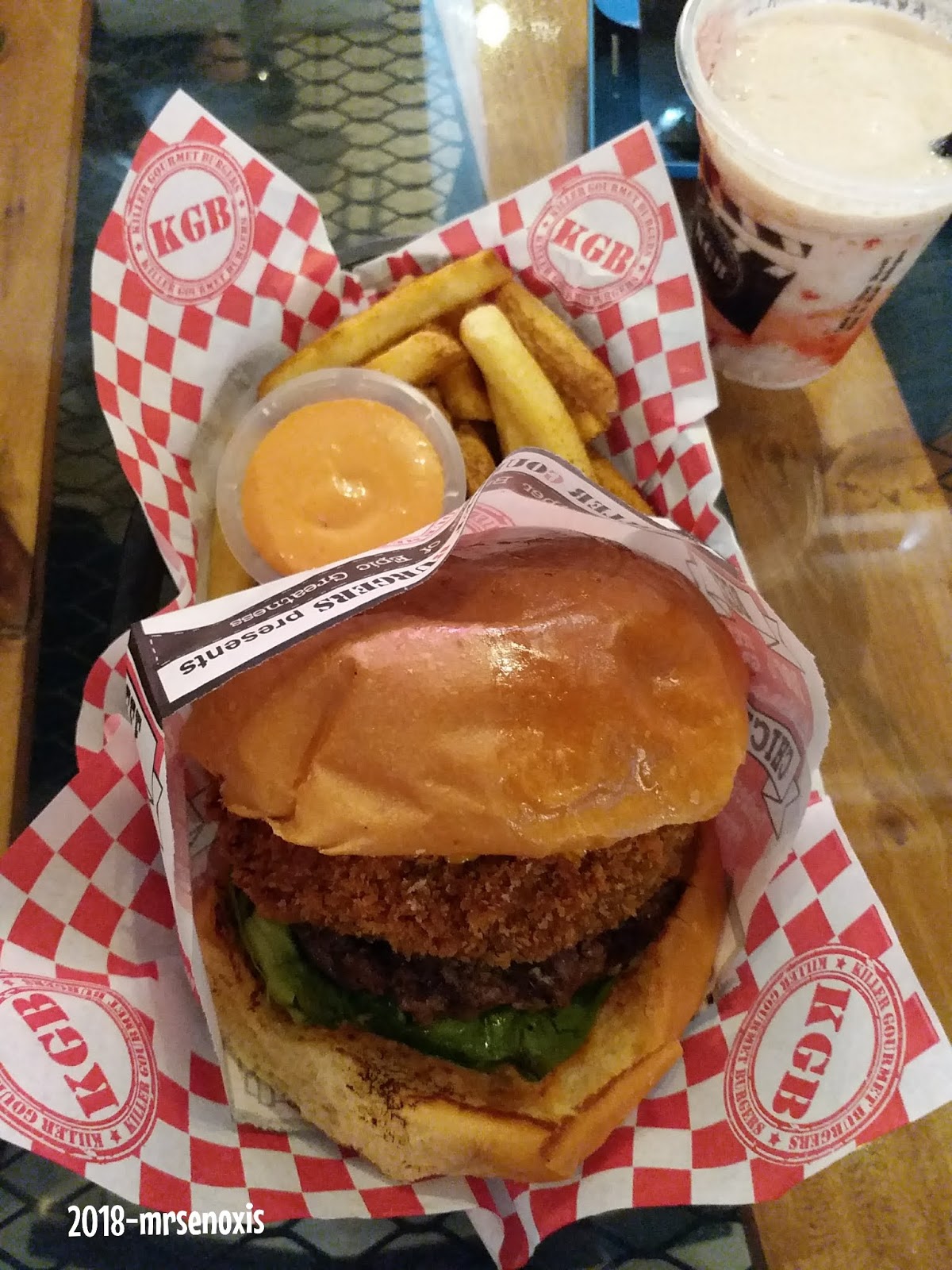 Me as MrsEnoxis: Lunch @ Killer Gourmet Burger (KGB) Bangsar