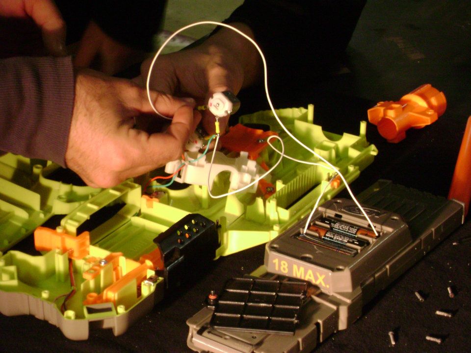 Urban Taggers.: Nerf N-Strike Rayven CS-18 Internals: First look