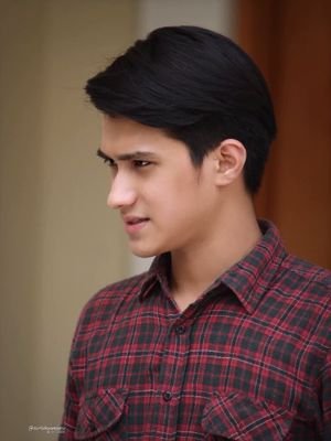 Profil, Biodata Lengkap dan Foto Keren Terbaru Lavicky Nicholas - Share ...