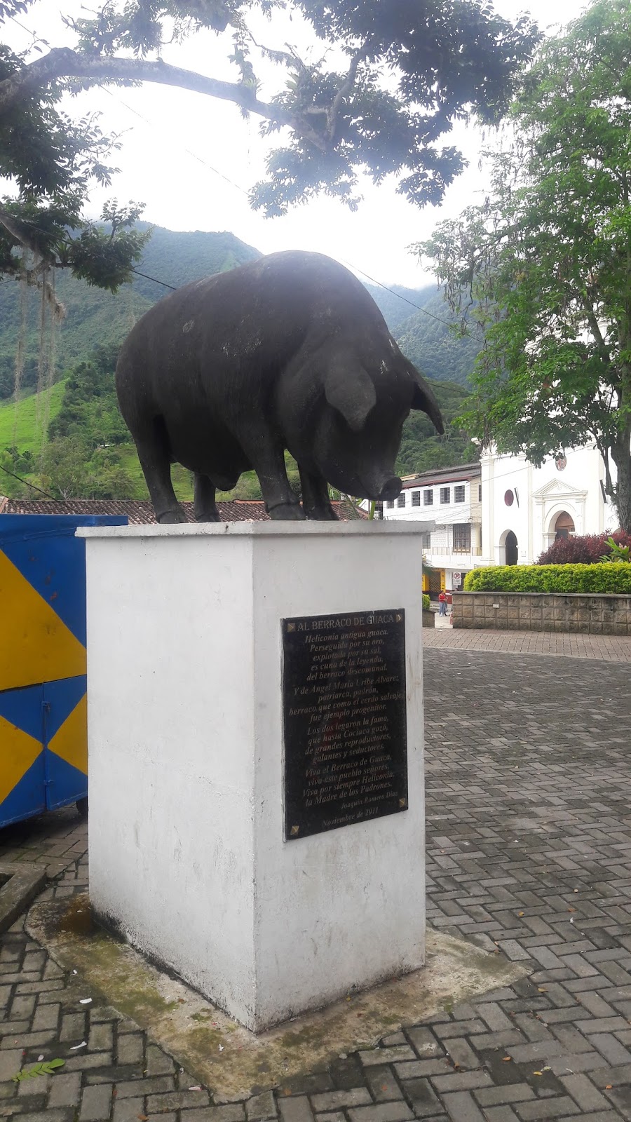 A Rodar Pues: RUTA MEDELLIN - HELICONIA - SEVILLA - EBEJICO