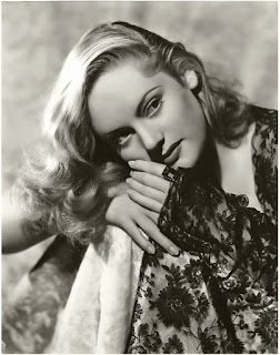 Slice of Cheesecake: Alexis Smith, pictorial