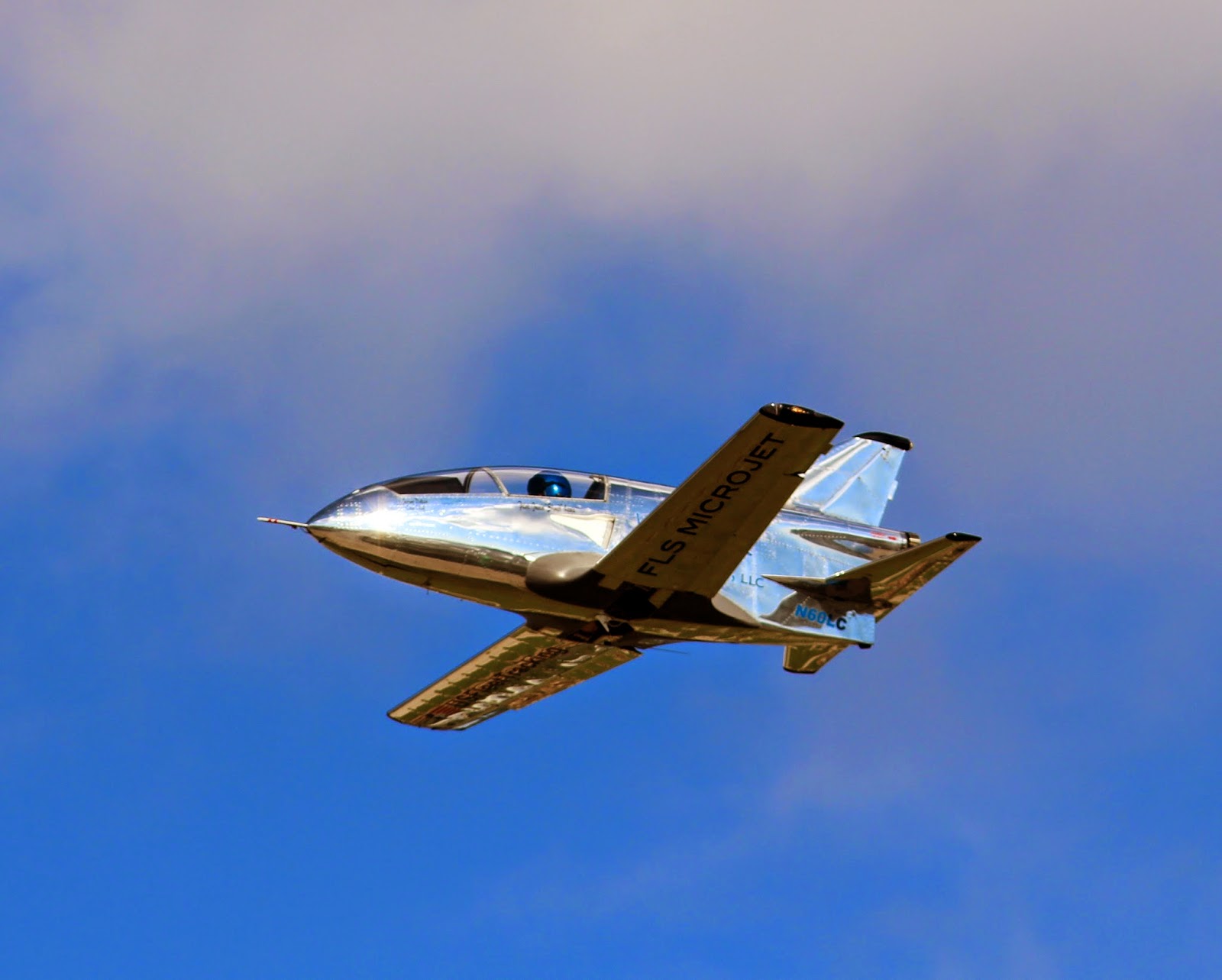 The Aero Experience: EAA AirVenture Oshkosh 2013: FLS Microjet