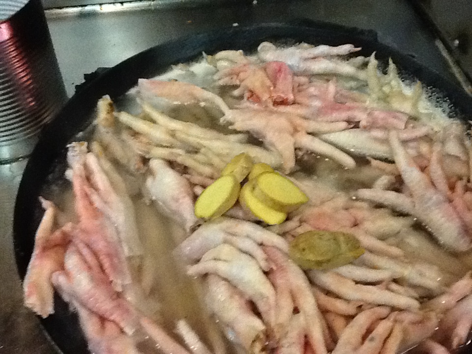 Bul dak bal (fire chicken feet) ~ Korasian Kitchen