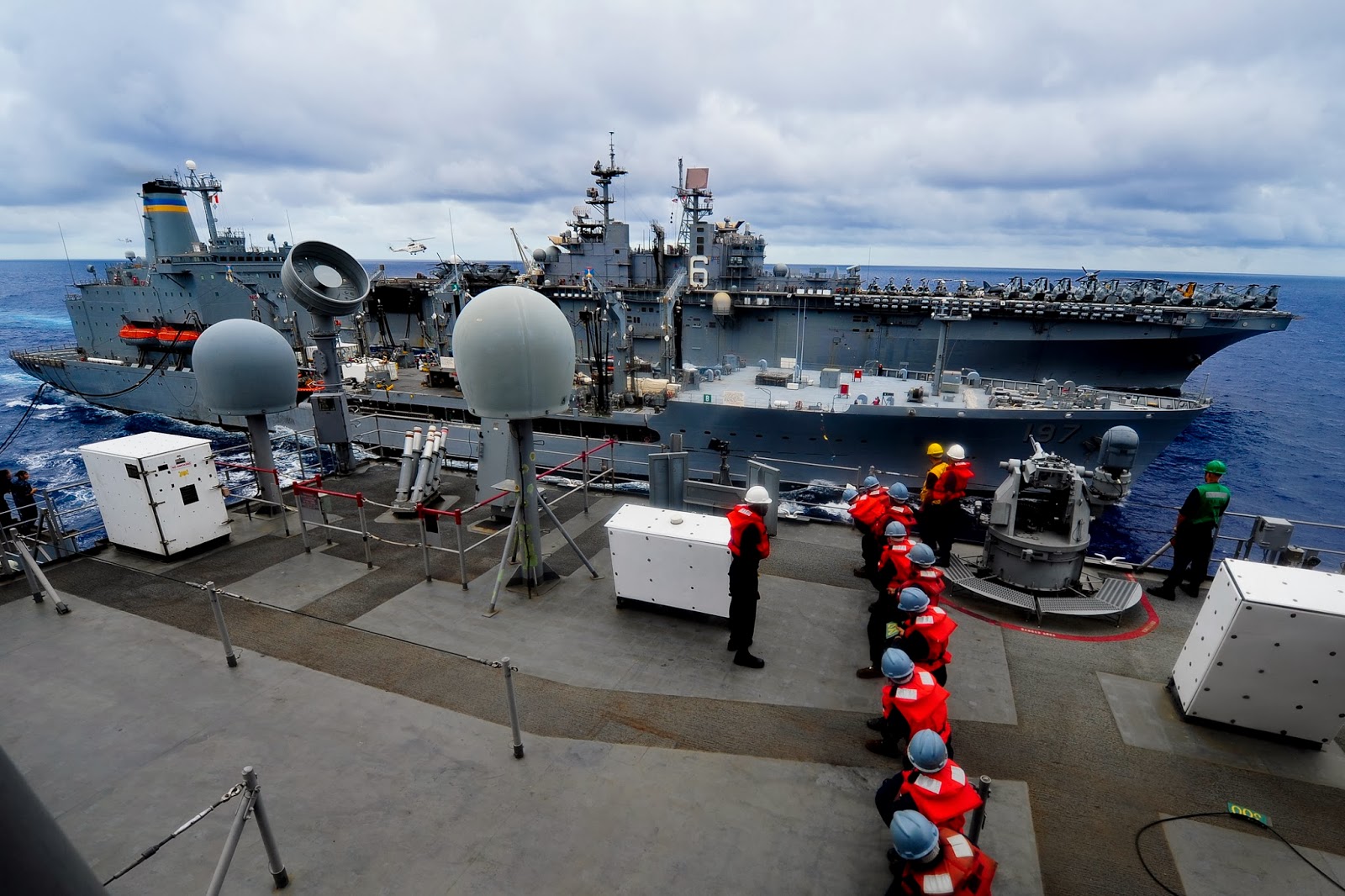 Pitsnipes Gripes: Unrep, or for you landlubbers........Underway ...