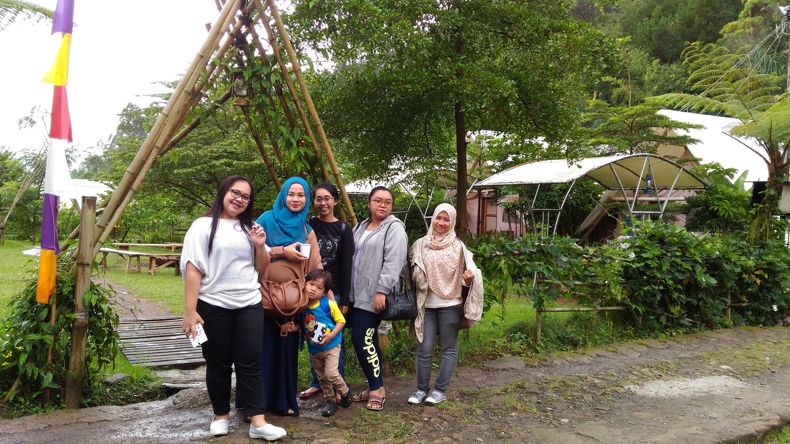 m a r t i t a: Review: Legok Kondang Lodge Glamping di Ciwidey