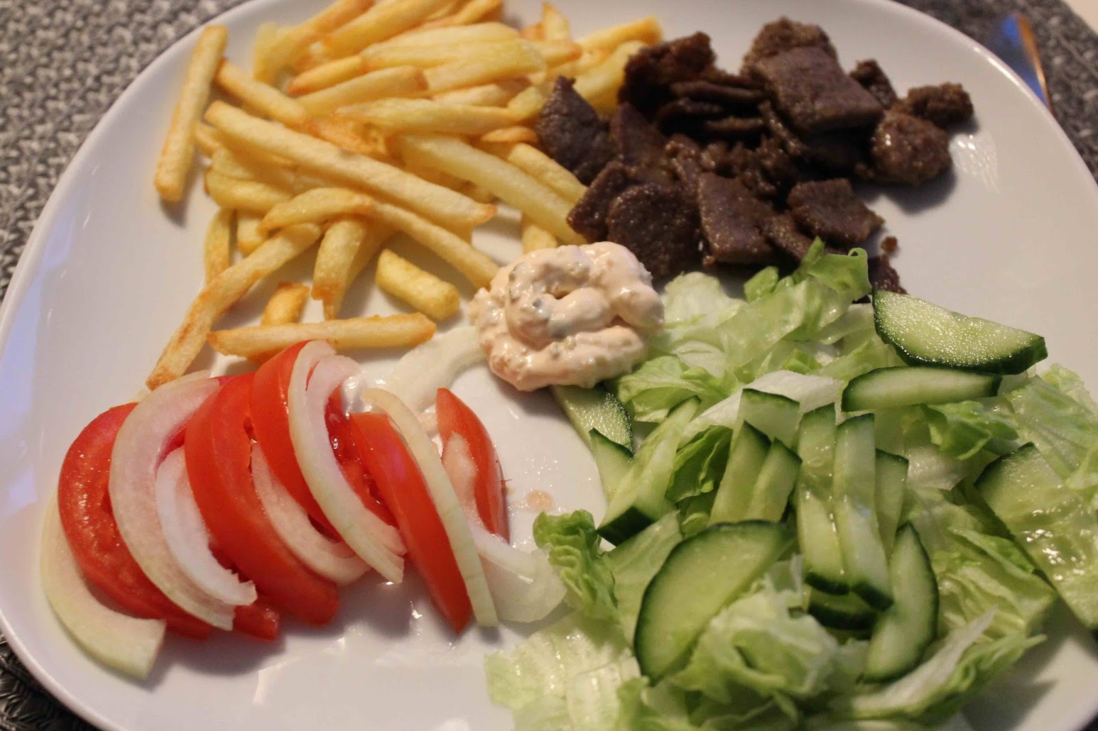 Få lite Matro: Kebabtallrik