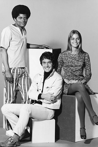 Retro ACTIVE Critiques: Peggy Lipton –– The Prettiest + Coolest Lady