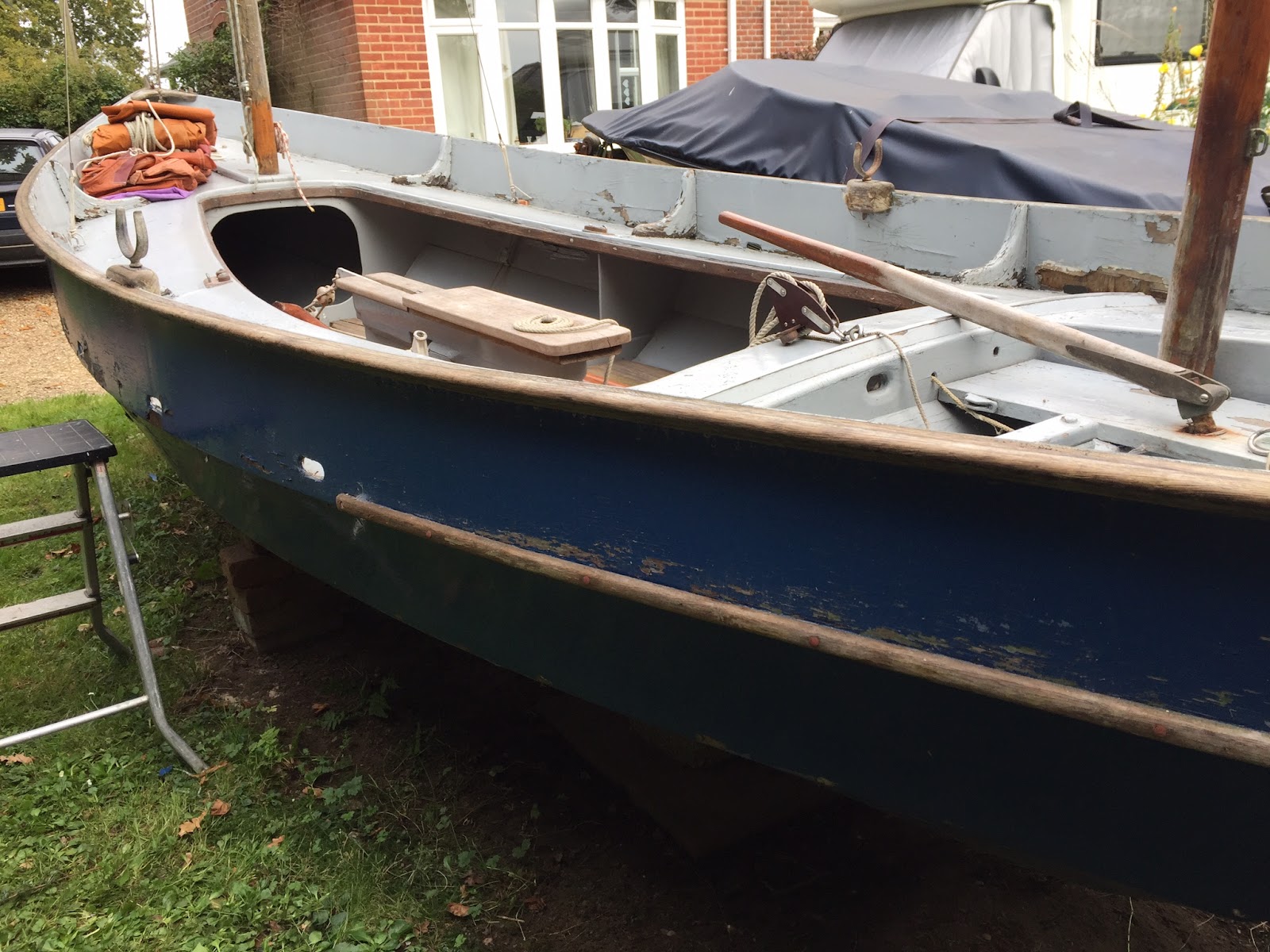 Lady Drascomber: Katharine Mary - The first Drascombe Lugger