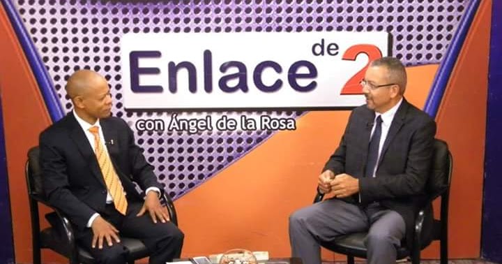 Periodista Ángel de la Rosa celebra en 12 aniversario de su programa ...