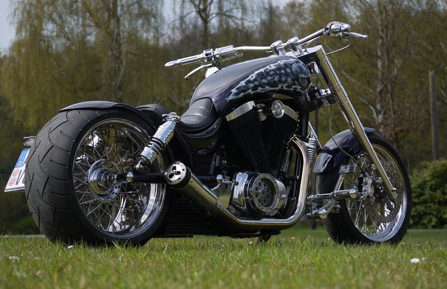 June Softly ~ Biker Blog: I love to ride my bike