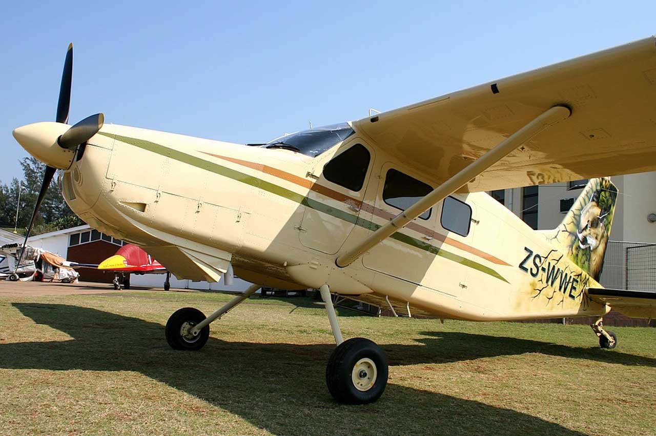 nhungdoicanh: Atlas C4M Kudu