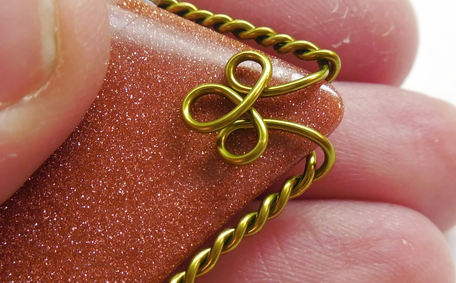 Dawn Blair's Jewelry and Eclectica Blog: Easy Wire Wrapping: The Twisty ...