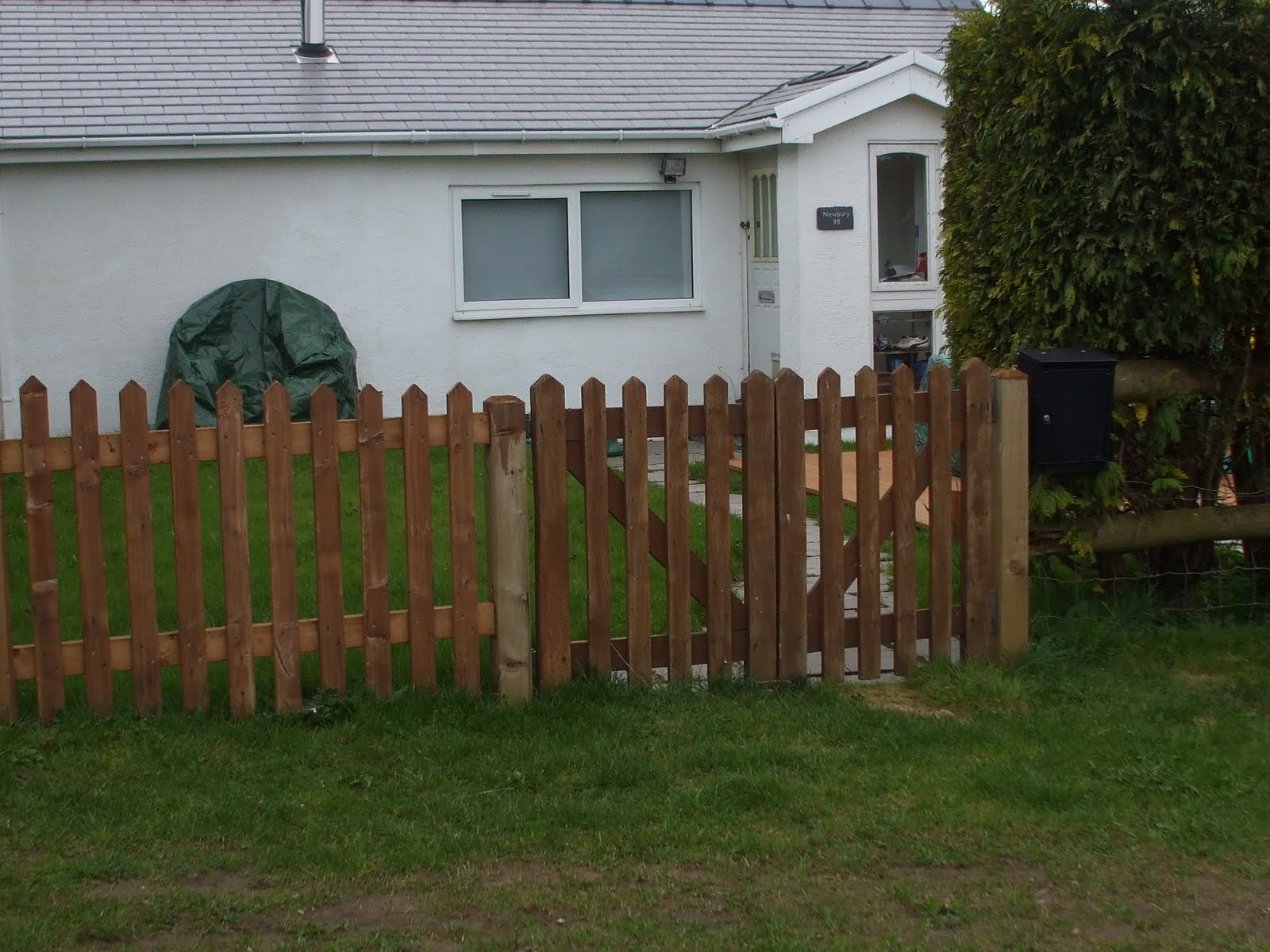 Sandy Lane, Pennard, Gower. Thoughts From My Heart: THE GATES OF SANDY ...