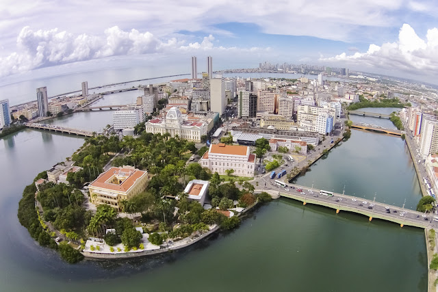 DISCOVER THE BRAZIL: Recife - Brazilian Venice!