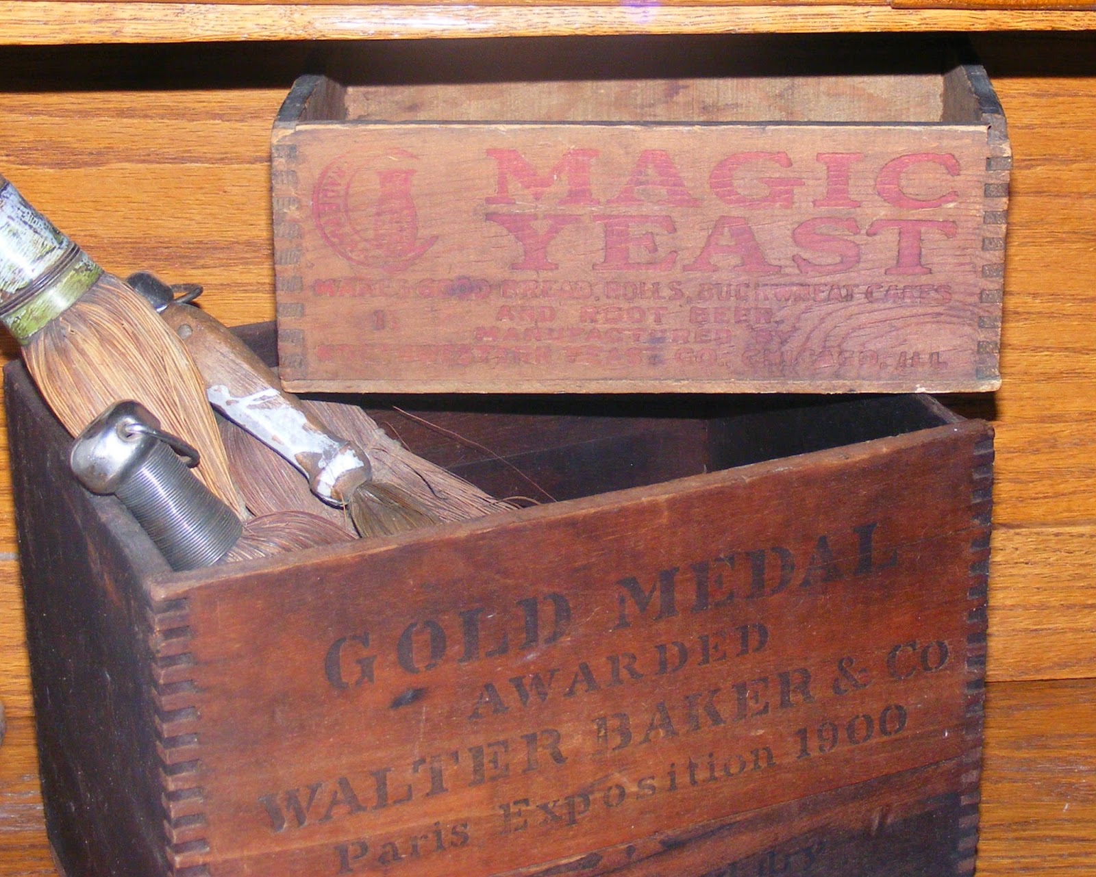 Bumble Bee Lane: Picking and Chit Chat