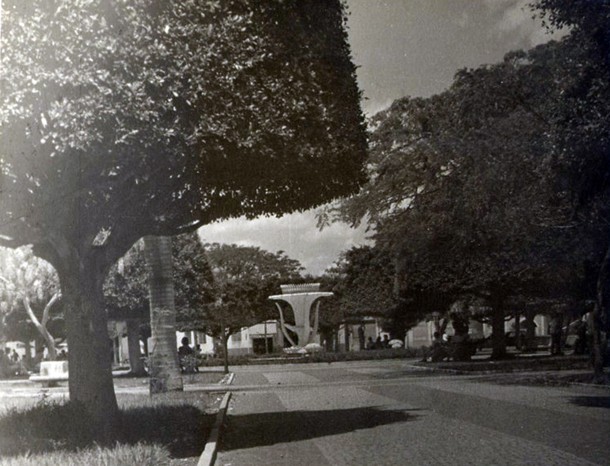Guaraci divisa com Minas: Pequena História de Guaraci-SP, cidade Sol