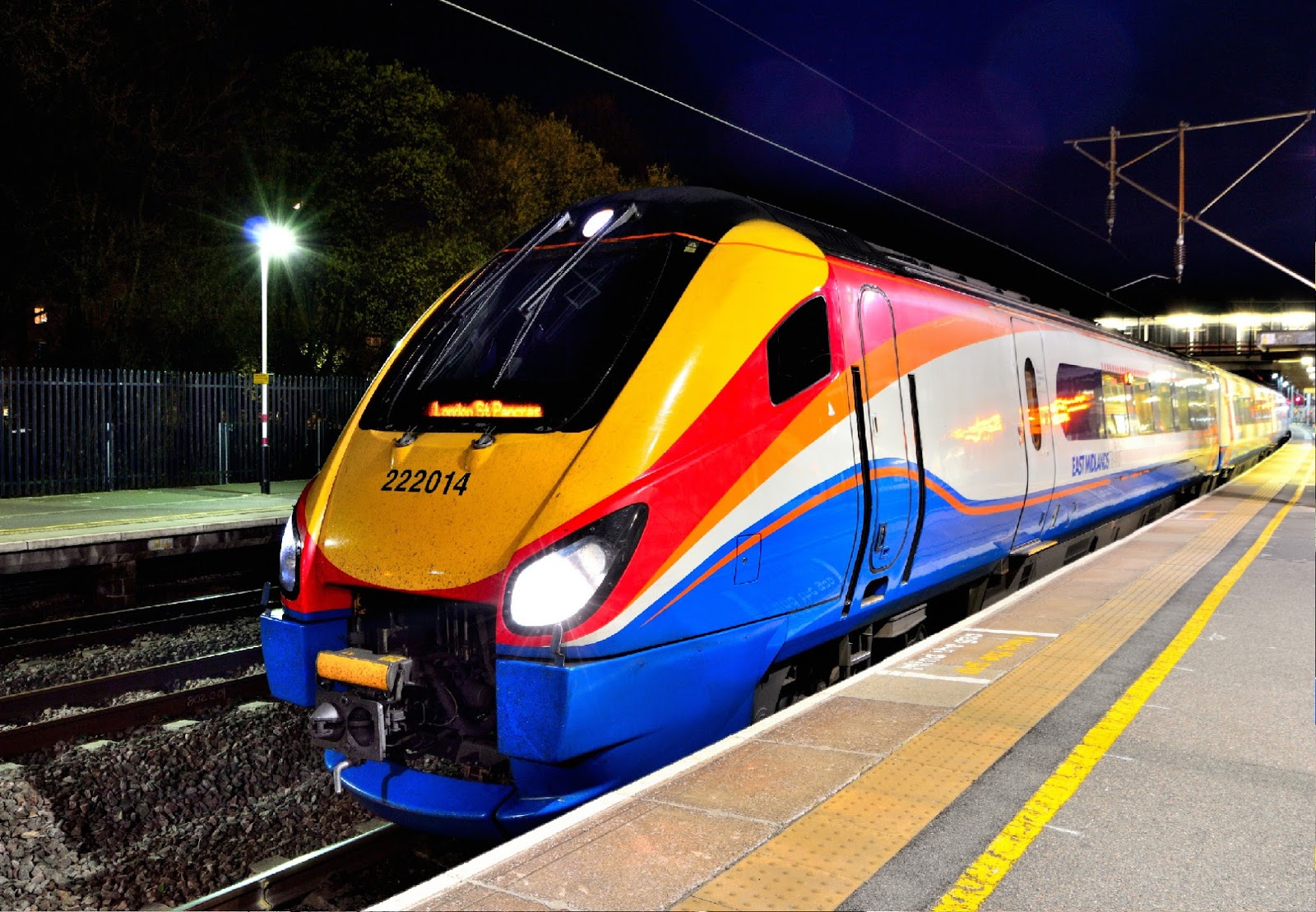'Along These Tracks' Train Photos Site : Night Photo Class 222014 4-Car ...