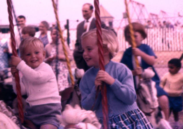 Lovely Color Pictures That Show What Children Wore in the 1960s ...