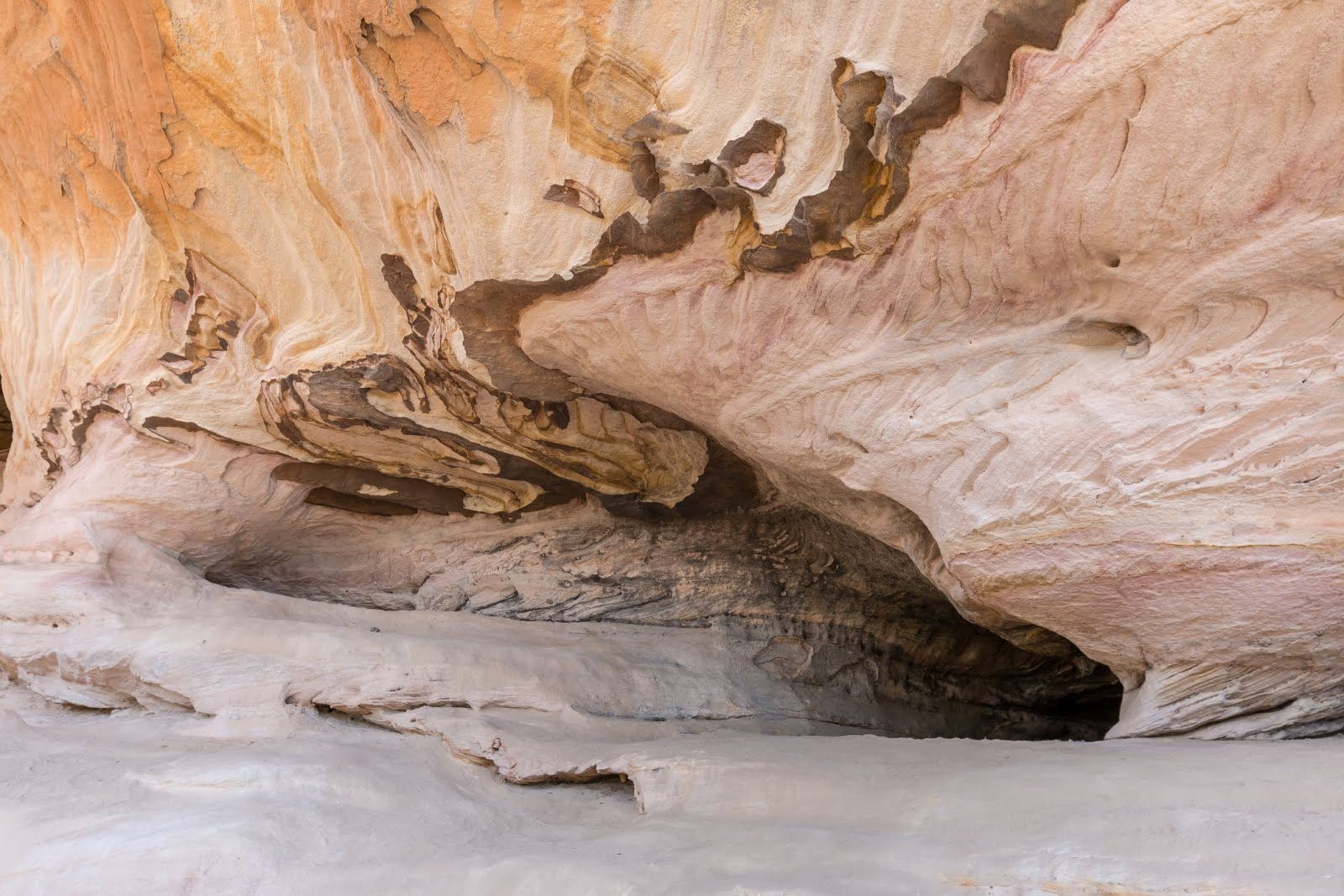 National Park Odyssey: Sandstone Caves, Pilliga National Park, NSW.